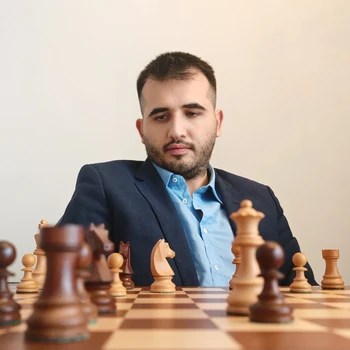 BoltChess • Play Chess Pros